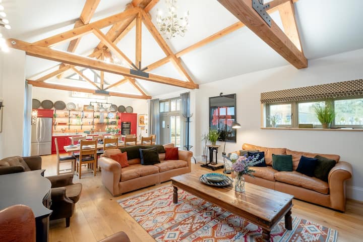 Alde Bay Farm - Barn Owl Sanctuary - Suffolk