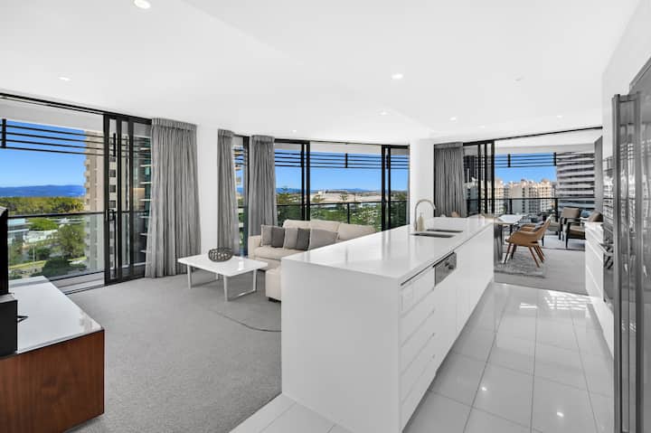 Stunning Apartment 8th Flr Oracle Tower 2 Parking - Gold Coast