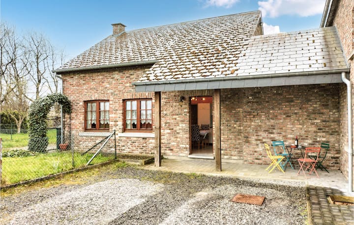 Nice Home In Somme-leuze With Wifi - Hotton