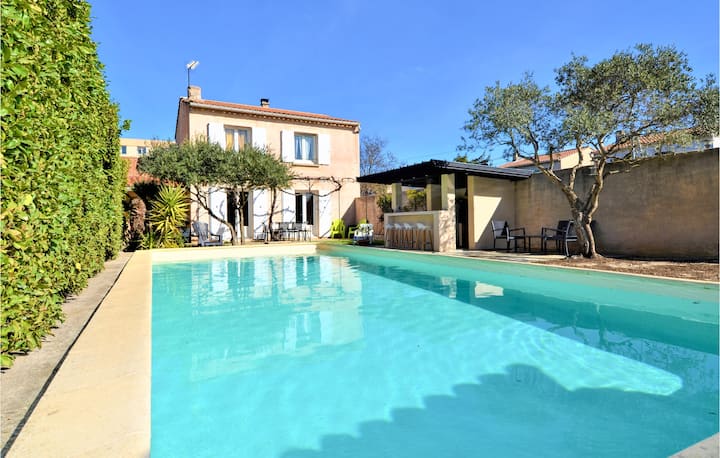 3 Bedroom Amazing Home In Sorgues - Sorgues