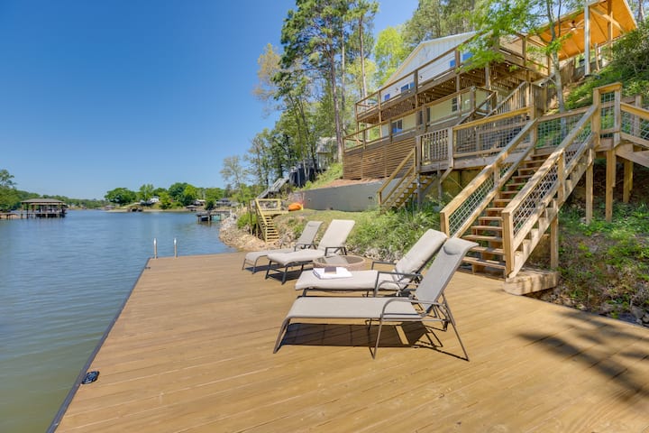 Waterfront Vacation Home On Logan Martin Lake! - Alabama