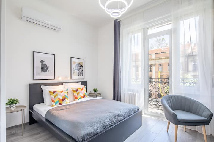 Central Studio For 2 - Budapest