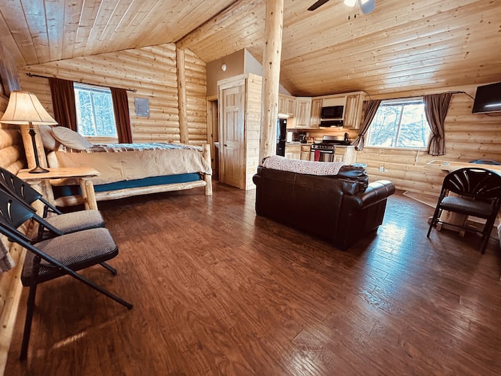Grizzly Ridge - Trapper Cabin - Cooper Landing, AK
