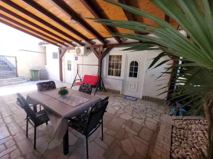 Apartment For 6 Persons With Wlan R54577 - Novi Vinodolski