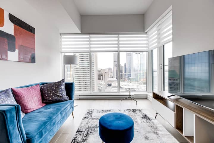 Gorgeous High-rise In The Heart Of Montreal - 24l - LaSalle