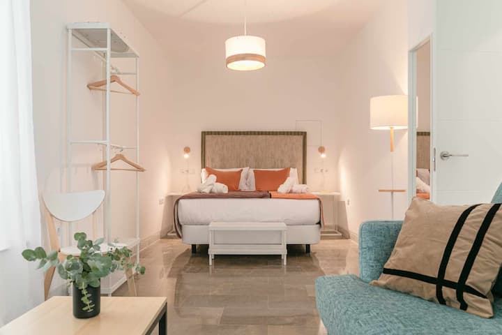 Isg Apartments: Doña Guiomar 0.2/free Parking - Sevilla