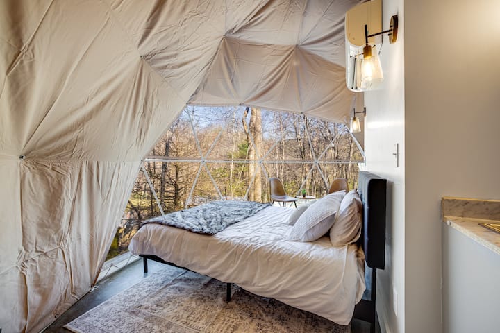 Unwind At A Private Pond, Mountain Retreat Dome 2 - North Carolina