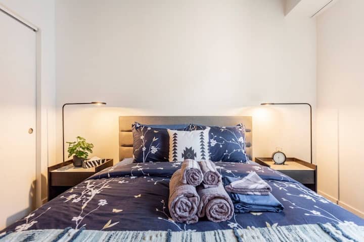 Downtown Professional & Luxury Condo Metro Atwater - Montreal