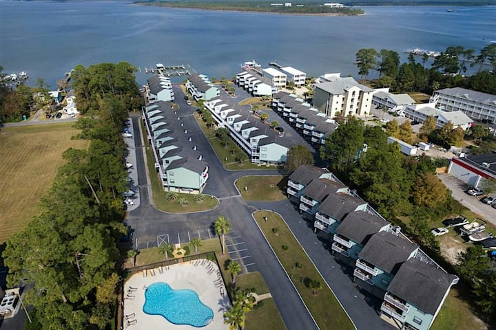 2br Condo With Pool, Full Kitchen, And Balcony - Orange Beach, AL