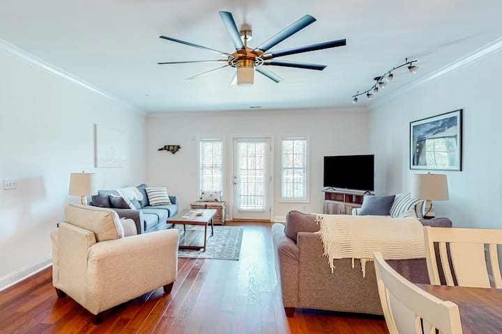 2br Coastal Condo With Excellent Views And A Pool - Holden Beach, NC
