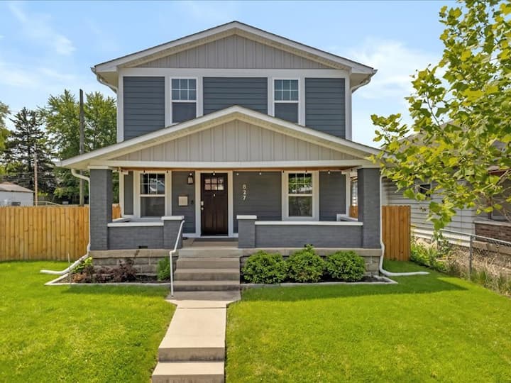 Modern And Spacious Downtown House - Kota