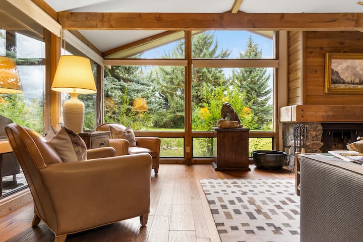 Outpost: Golf Creek 47 - Close To National Parks! - Jackson, WY