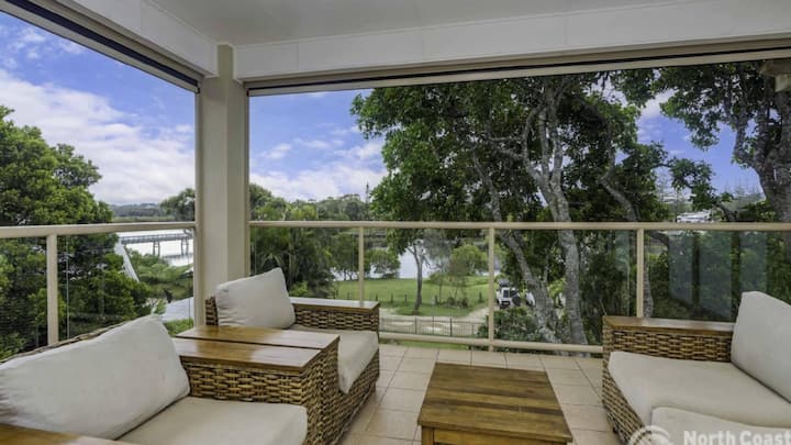 Beachview 1 -  2 Bedroom Unit - Ocean Shores