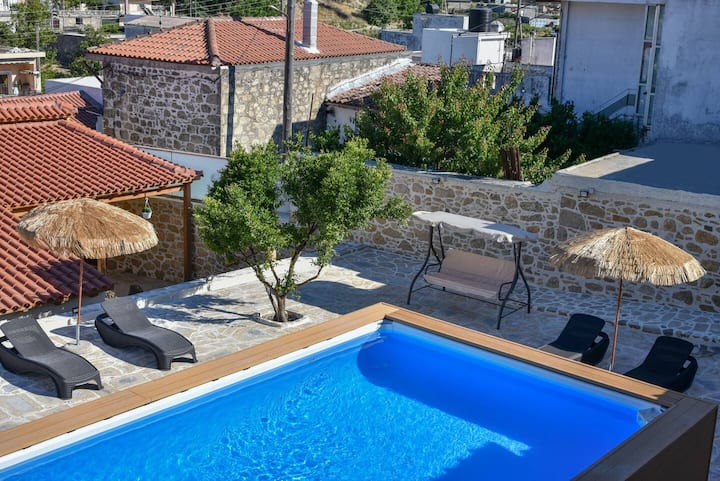 Villa 4 Season: Poolside Paradise In Crete - Crete