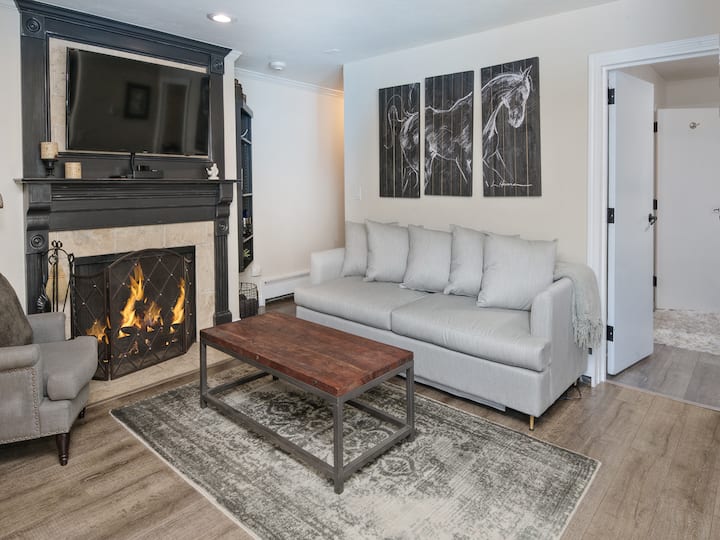 Vail 21 Condo 502 | Lionshead Village - Vail, CO