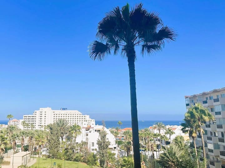 Wonderful Holidays, Ocean View, Close To The Beach - Playa de las Américas