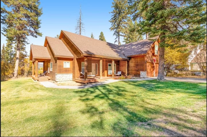 Dog-friendly Mccall Home -Near Bike Trails - McCall, ID