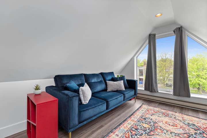 James Street Loft - Parry Sound