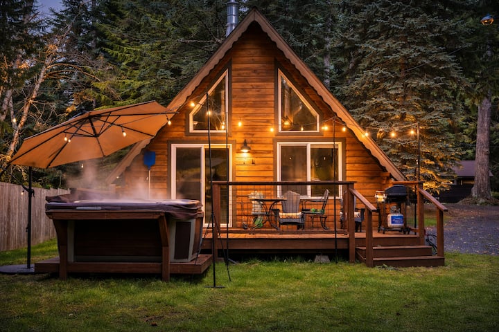 Cozy A-frame Cabin Near Mt. Rainier National Park - アッシュフォード, WA