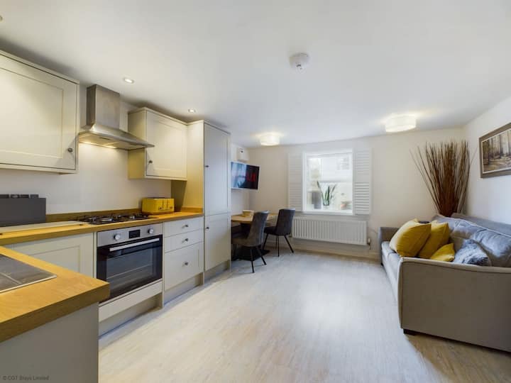 The Snug | 2 Bed Retreat In Cheltenham | Wi-fi - 溫什科姆