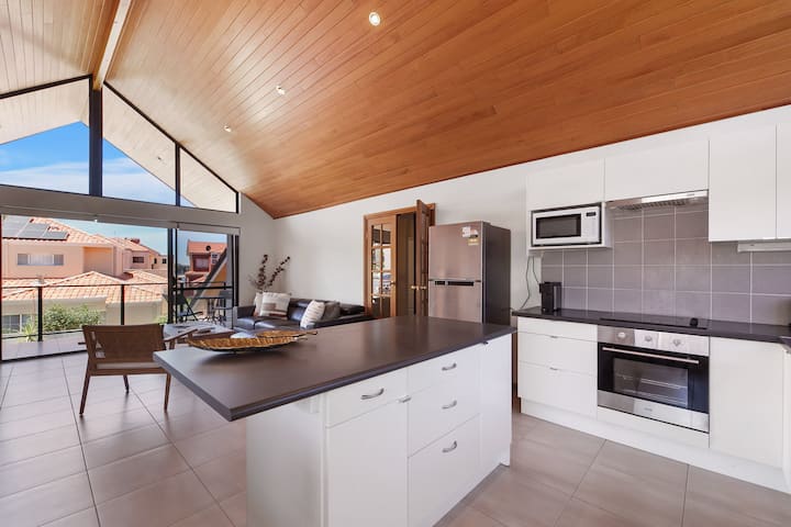 Generous Riverside Living*3br Swan River*heathcote - Cottesloe