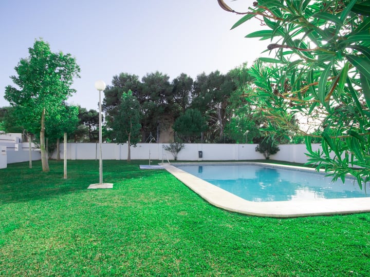 With Pool And Close To La Fontanilla - Conil de la Frontera