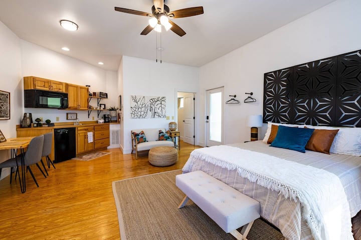 Spacious Secluded Upscale King Studio In Mentone - Mentone, AL