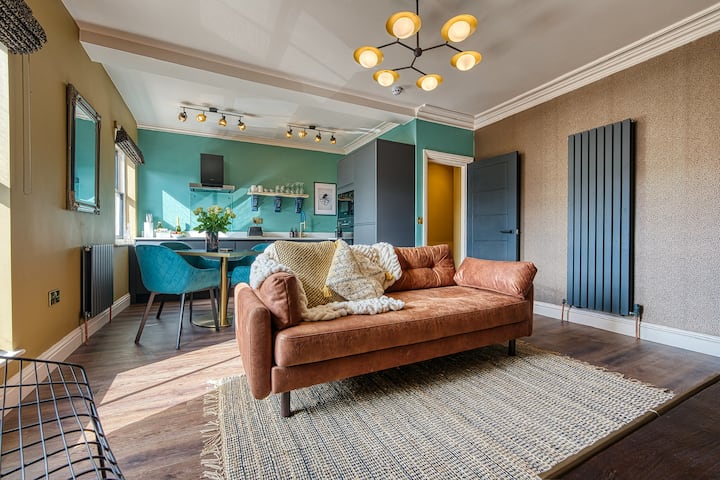 Gray's Getaway | Casa Del Artista | 1 Bed Whitby - Whitby