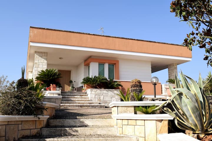 Maison De Vacances Dans La Vallée - Martina Franca