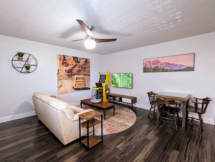 Perch | Apartment W/pool & Arcade - Asu Adjacent - Tempe, AZ