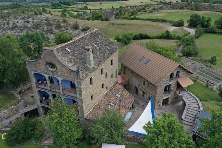 Maison à Albella, Vue Montagne. - Fiscal