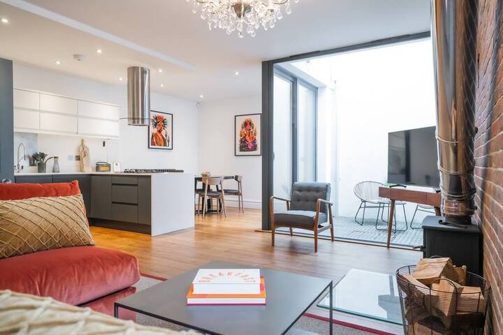 Luxury 2 Bedroom Mews For Families & Groups - Brighton