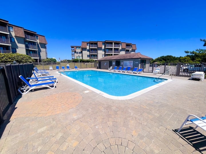 Southwinds H10 Oceanview Retreat In Atlantic Beach - Beaufort, NC