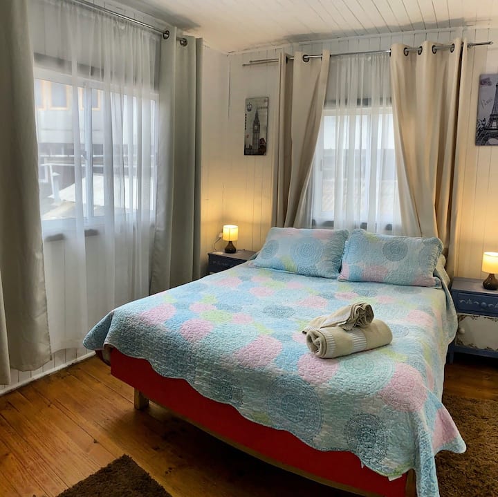 Double Room Private Bathroom / Dolegant Hostel 1 - Pichilemu