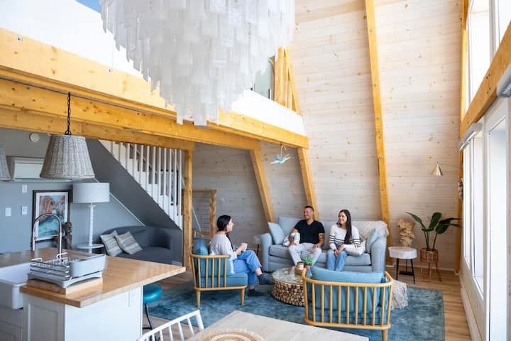 Mystical Beachfront Chalet - Hot Tub, Pool & Sauna - Nova Scotia