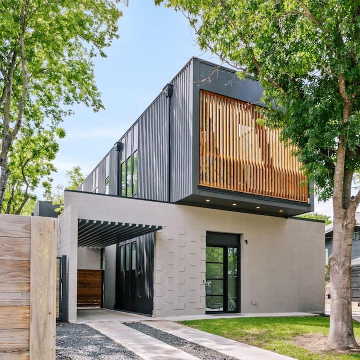 Luxe Home Minutes From Ut Campus And Downtown Atx - Austin, TX