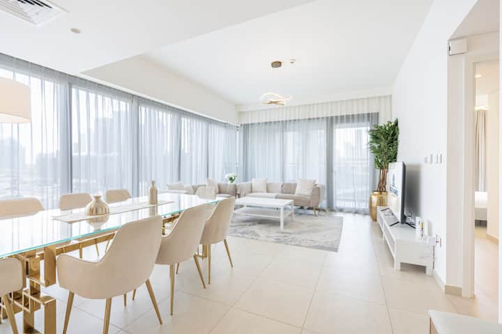 Beautiful Home W/ Full Burj View In Downtown - Dubai