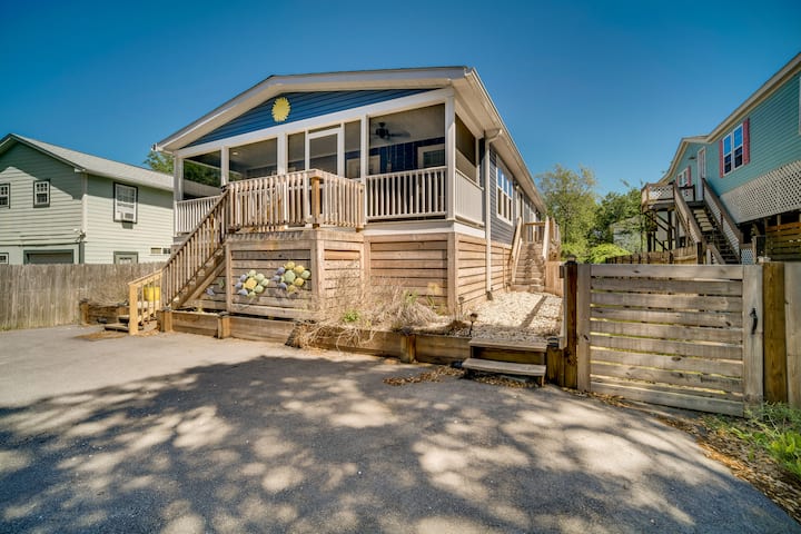 Charleston Home W/ Porch - 3 Mi To Folly Beach! - Charleston, SC