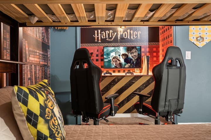 Epic Game & Theater - Private Pool/spa 10br 24 Ppl - Florida