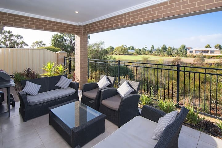 Dunsborough Lakes Escape - Dunsborough