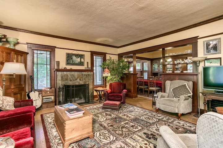 Cowslip Historic Main House, Great For Gatherings! - Ashland, OR