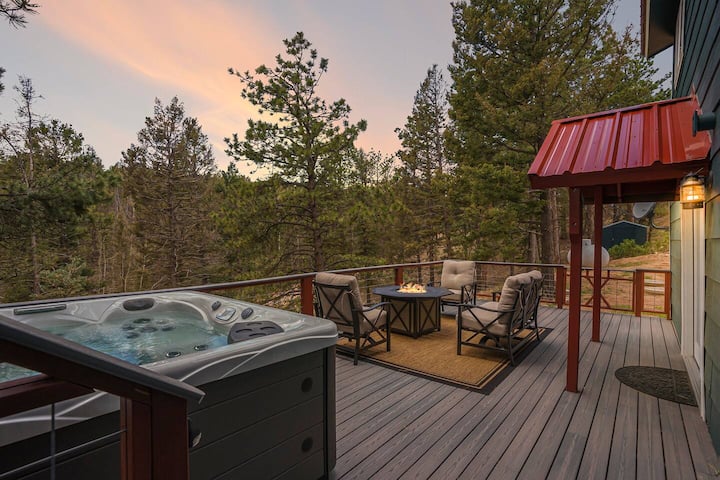 Beautiful Cabin W/ Decks/views/sauna/hot Tub! - Woodland Park, CO