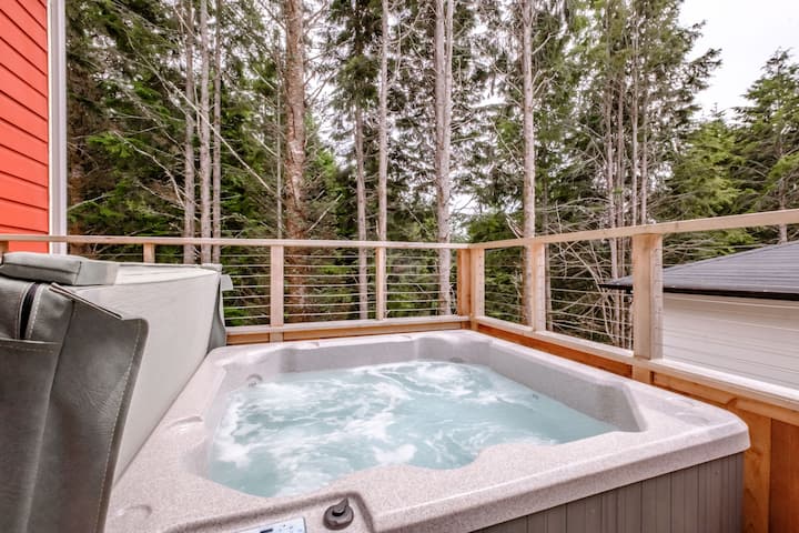 Luxurious Spacious Home Close To The Beach - Lincoln City, OR