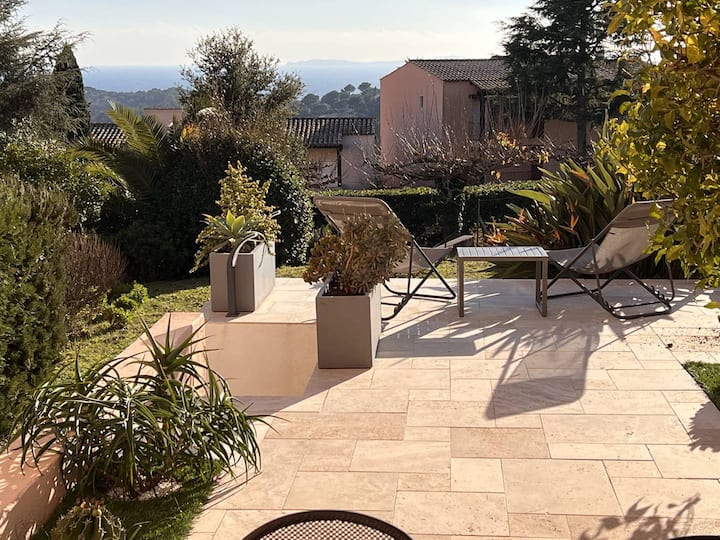 Appartement Vue Mer, Terrasse Et Piscine - La Croix-Valmer