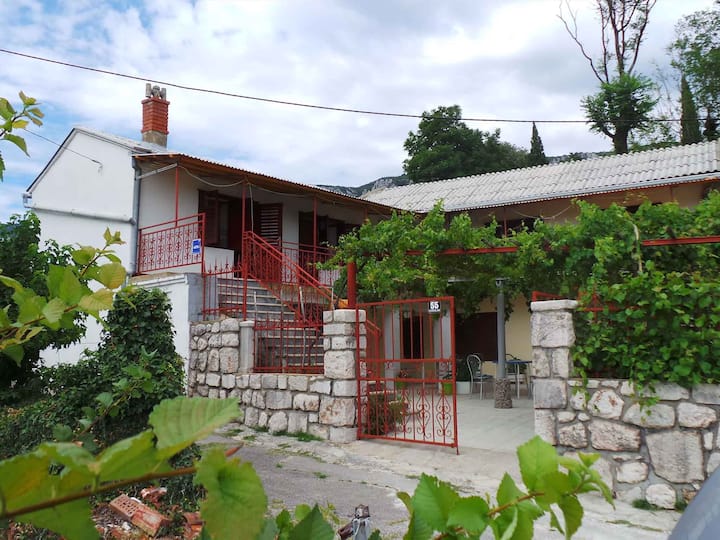 Maison De Vacances Avec Une Grande Terrasse De 100 - Crikvenica