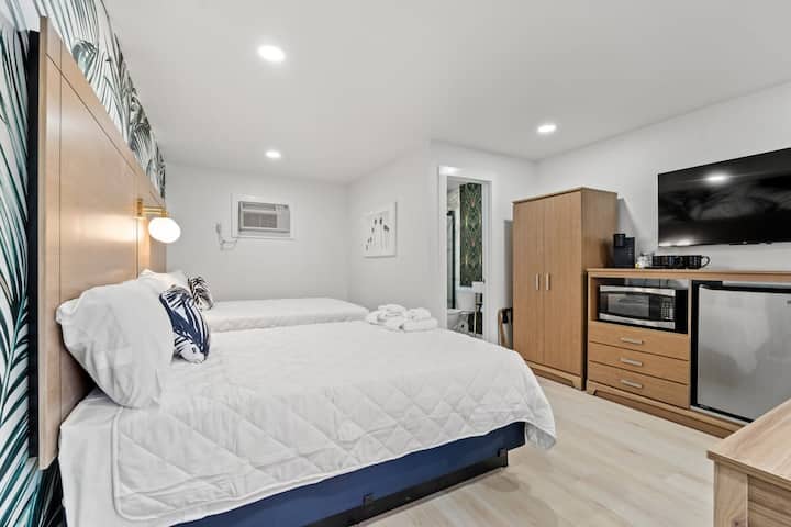 Sunny Studio Near The Beach At Palm Court (#3) - North Myrtle Beach, SC