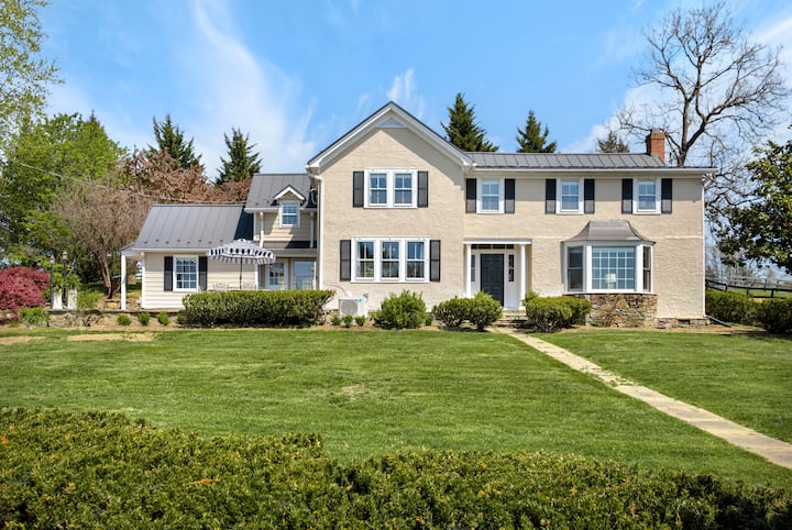 Still Meadow Farm - Purcellville, VA