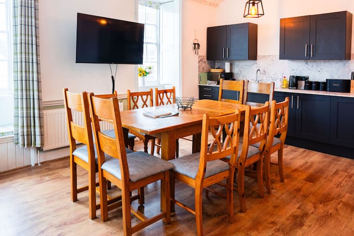 Perfect Family Apartment, Harbour View, Sleeps 10 - 韋茅斯