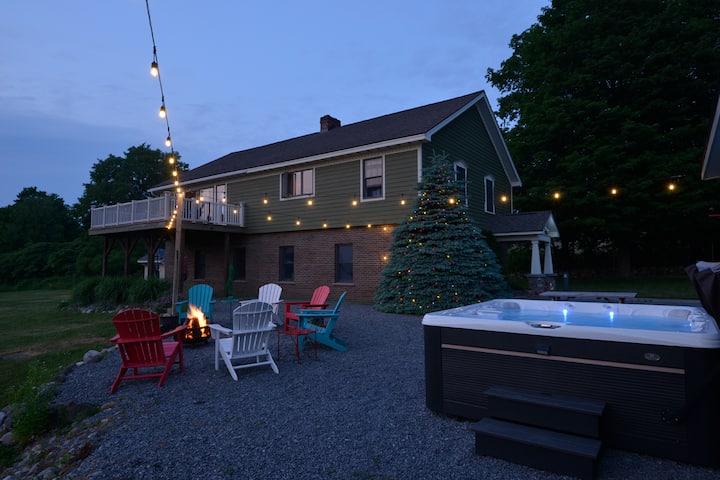 Hilltop Retreat & Spa - Tully Lake, Tully