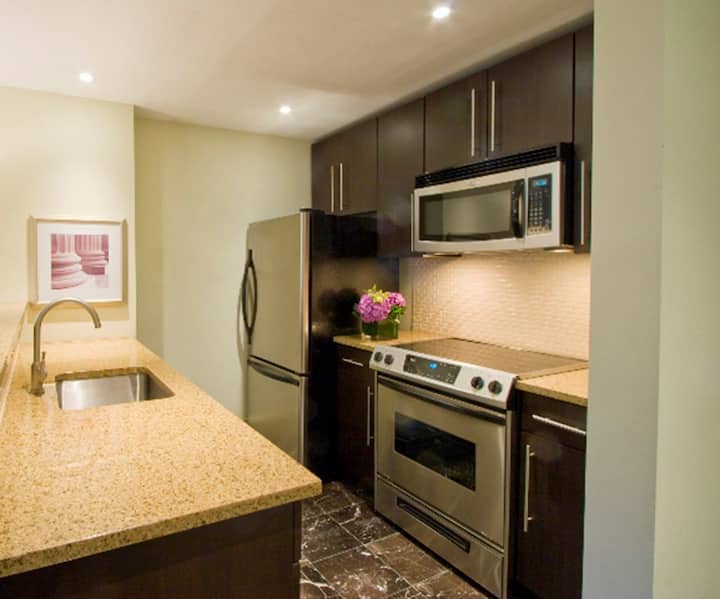 One Bedroom Deluxe Suite / Airbnb Weekly - Manhattan, NY